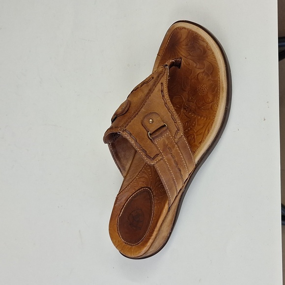 Ariat | Shoes | Womensariat Black Leather Pool Side Thong Sandals Size ...